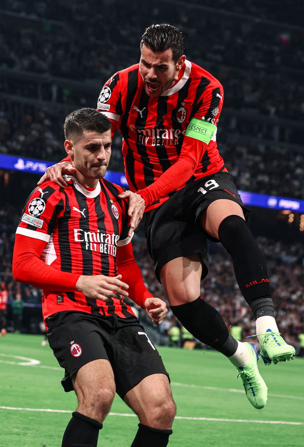 AC Milan Store | kit gara, abbigliamento, accessori, scarpe, regali ...