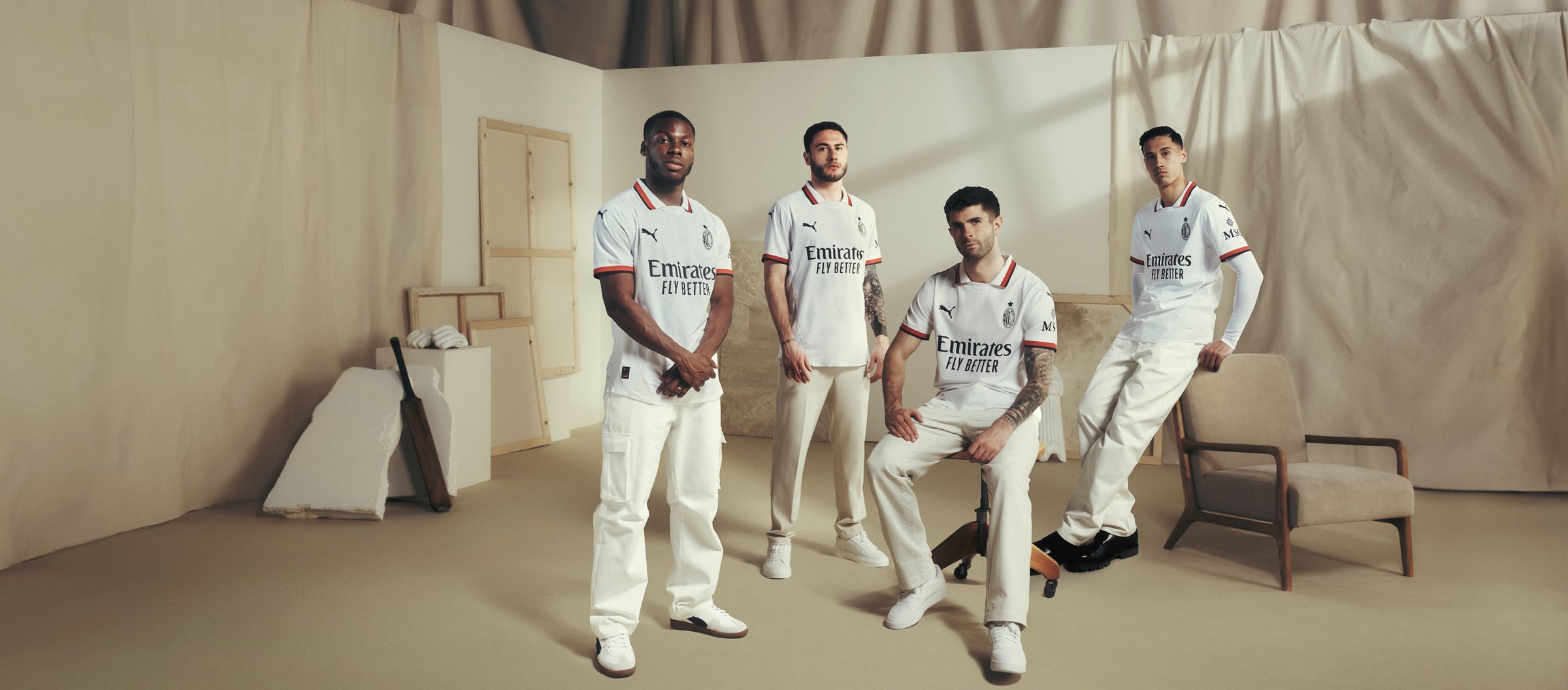 AC Milan Store | kit gara, abbigliamento, accessori, scarpe, regali ...